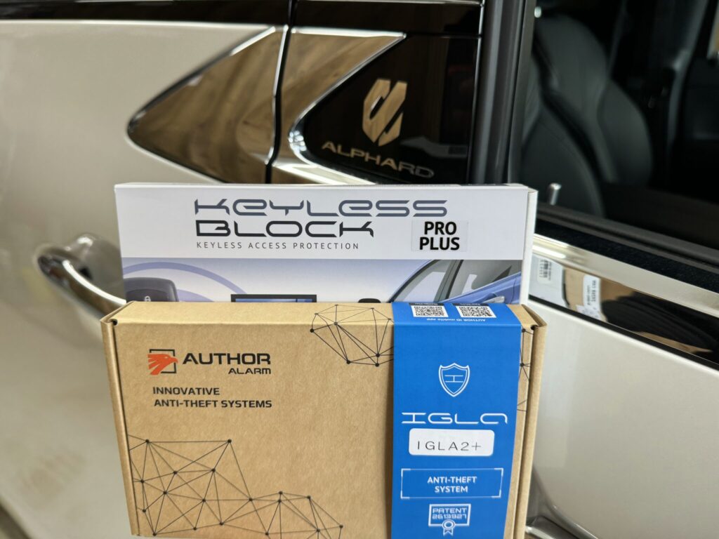 トヨタ 40アルファードにIGLA、KEYLESS BLOCK取付 | COLORS｜静岡県沼津市のカーオーディオ・ホームシアター施工