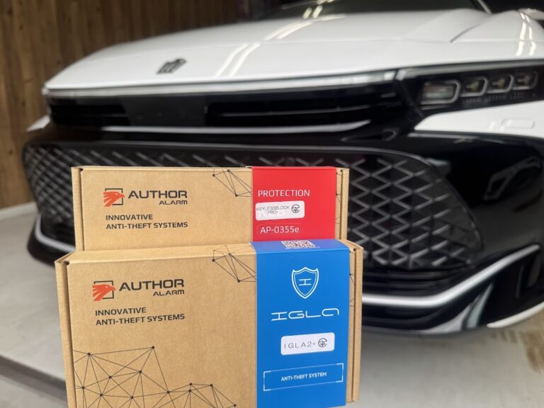 トヨタ 35クラウンクロスオーバーにIGLA2、KEYLESS BLOCK取付 | COLORS｜静岡県沼津市のカーオーディオ・ホームシアター施工